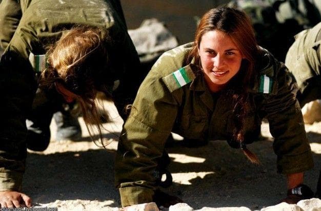 The Most Gorgeous Female Soldiers In The World, Ranked