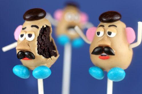 34 Cake Pops That Are Too Funny to Eat