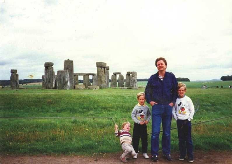 18 Awkward Summer Vacation Photos That'll Make You Cringe