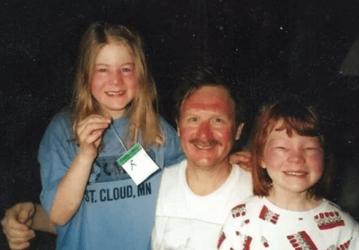 18 Awkward Summer Vacation Photos That'll Make You Cringe