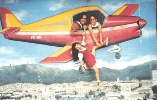 18 Awkward Summer Vacation Photos That'll Make You Cringe