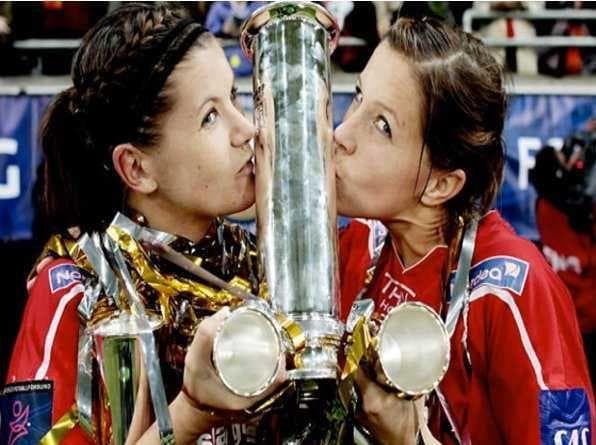 Lame Tropies | 22 Funny Pictures of Trophy FAILs