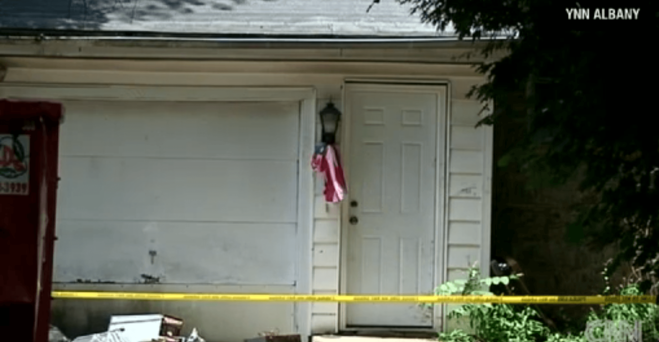 15 Horrifying Things Found Inside Walls