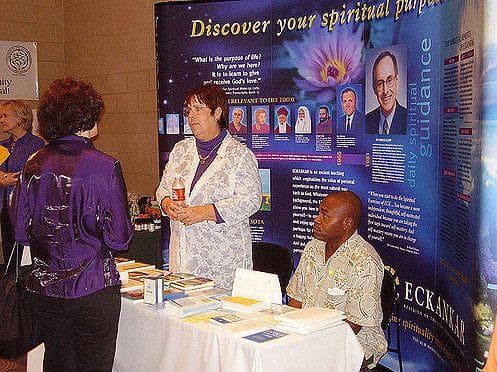 14 Creepy Modern Cults Still Active Today