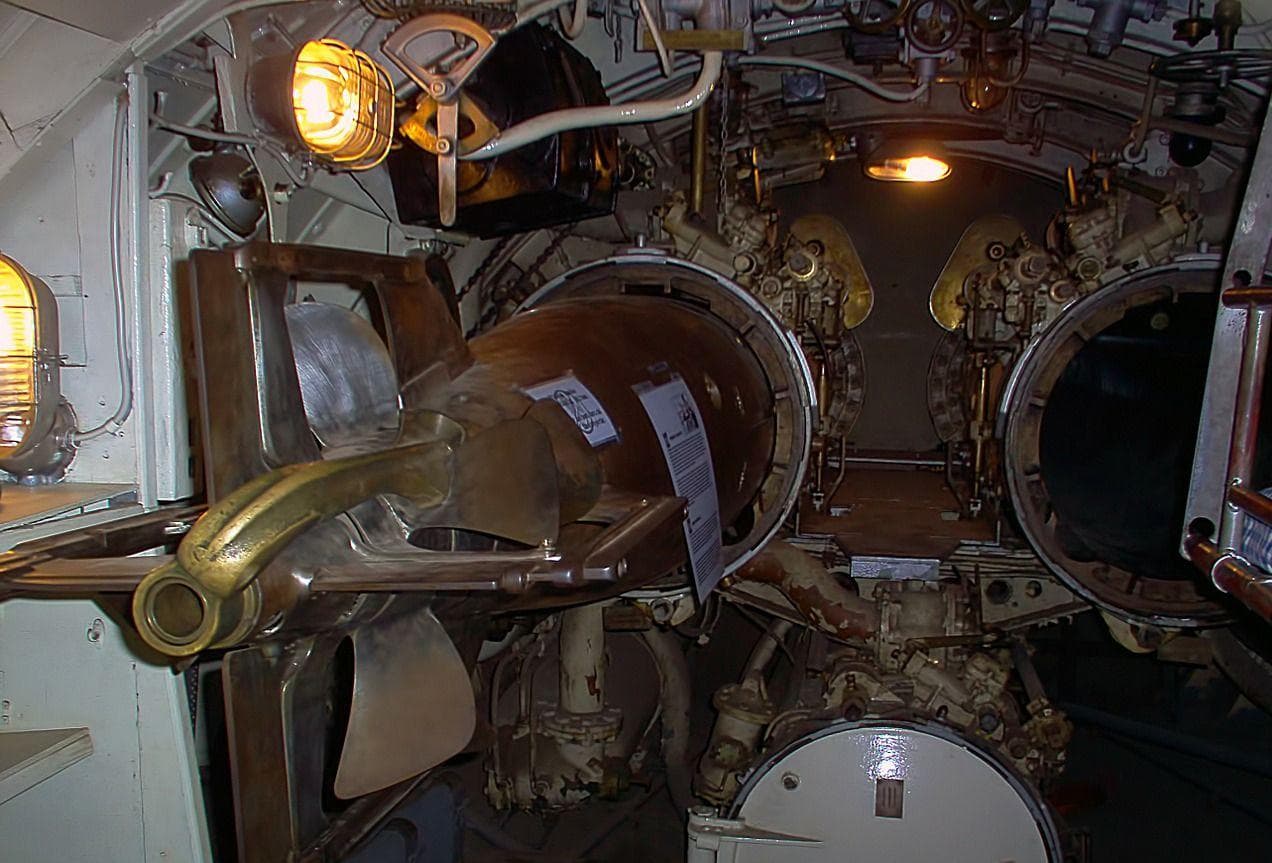 19 Things You Didn't Know About Living on a Submarine