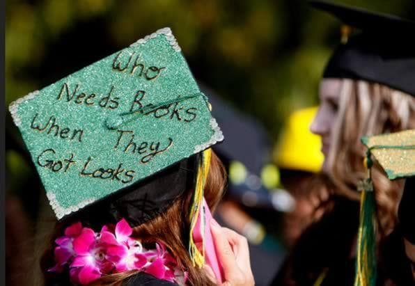 Funny Graduation Caps That Won the Whole Ceremony
