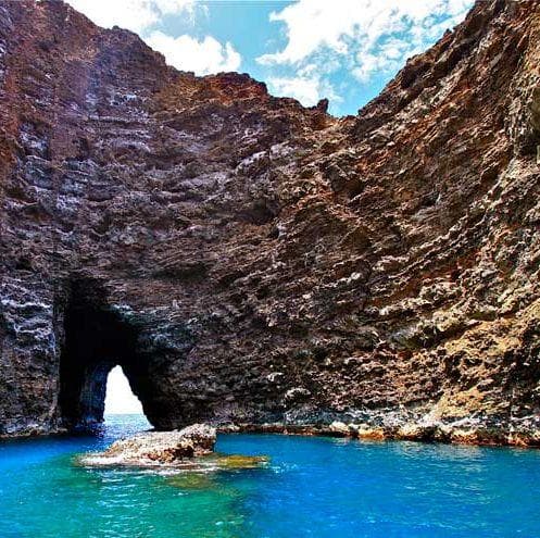 The Most Beautiful Sea Caves Around the World