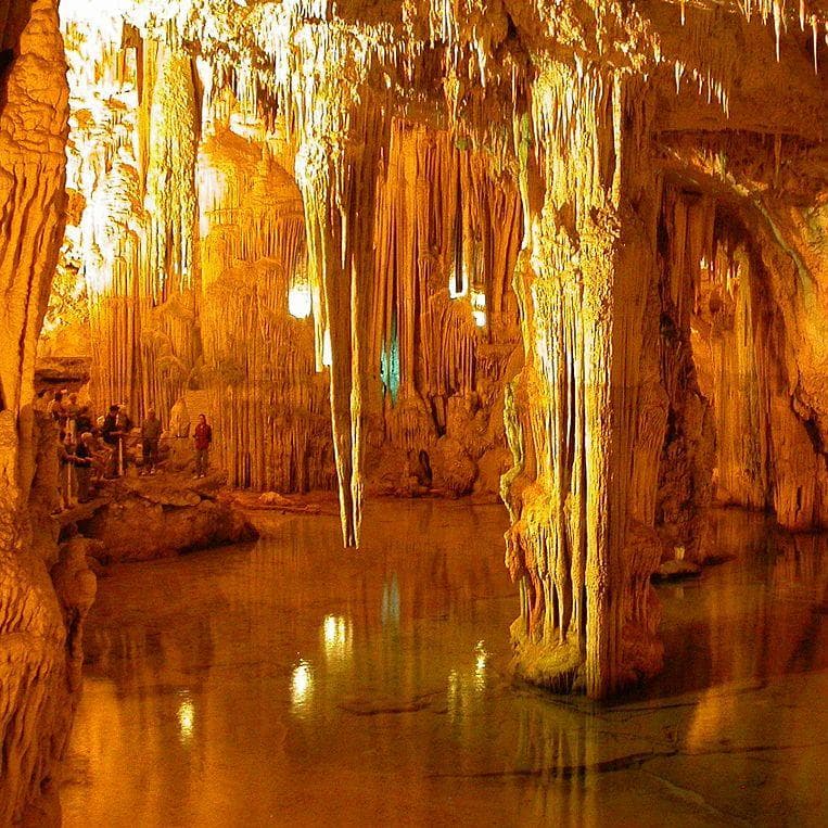 The Most Beautiful Sea Caves Around the World