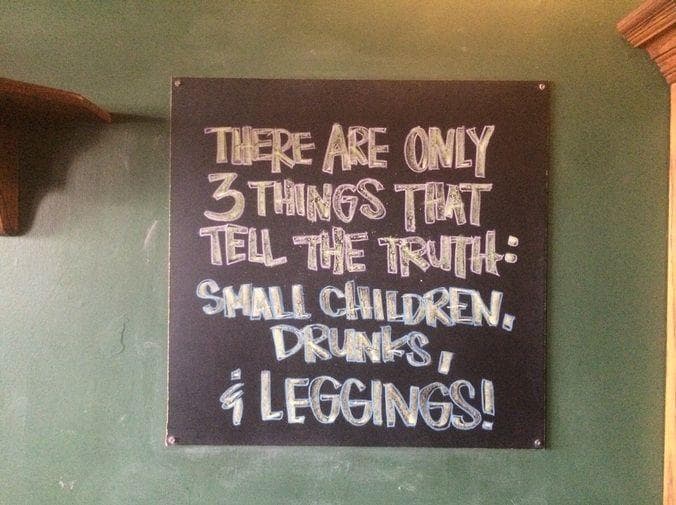 25 Funny Bar Signs You'd Cheers To