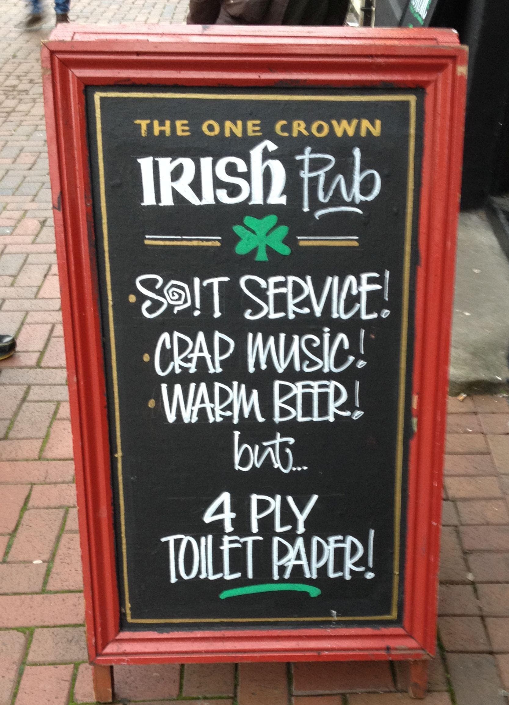 25 Funny Bar Signs You'd Cheers To