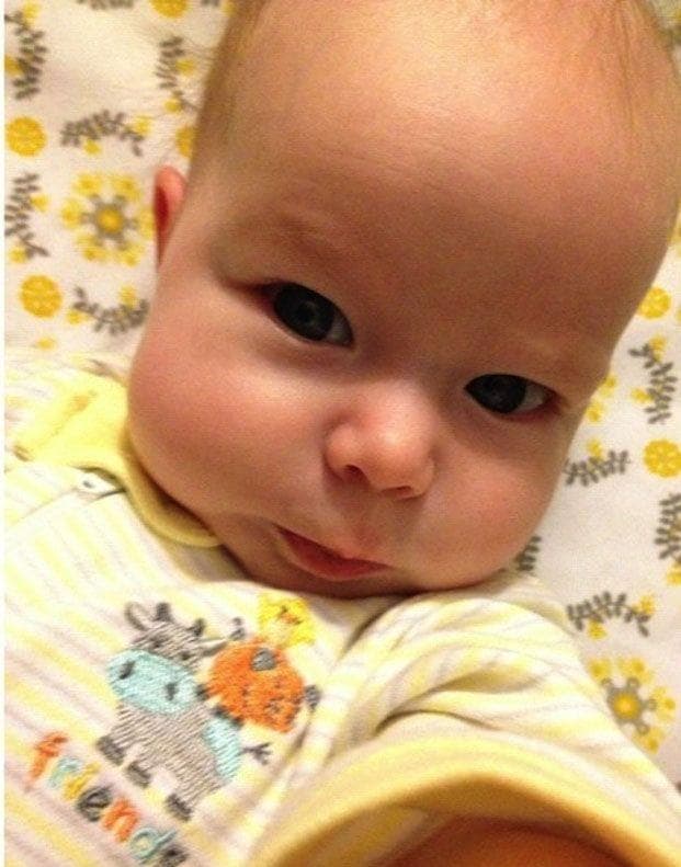 The 25 Greatest Baby Selfies Ever Taken