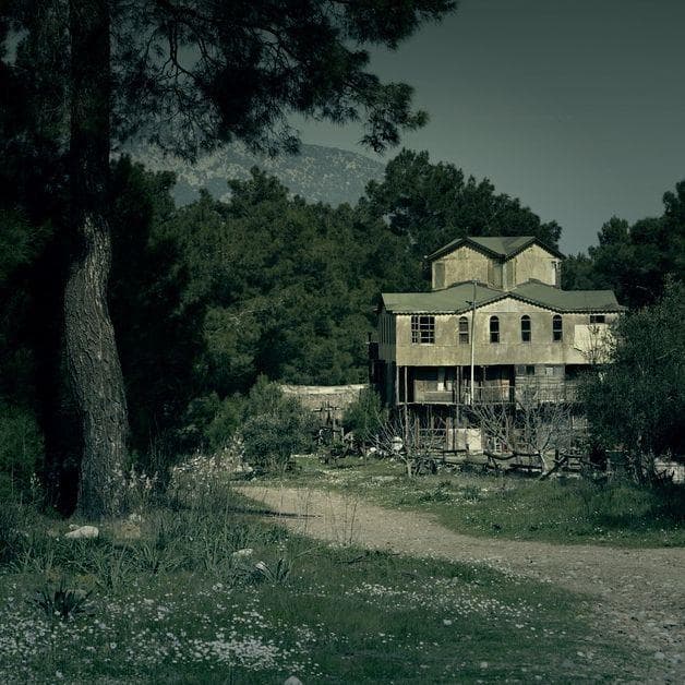 The 18 Creepiest Japanese Urban Legends