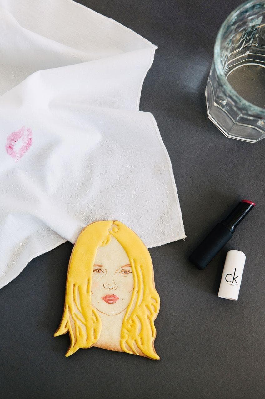 The Most Beautiful Portraits Made with Cookie Icing