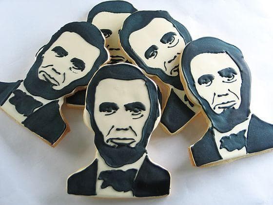 The Most Beautiful Portraits Made with Cookie Icing