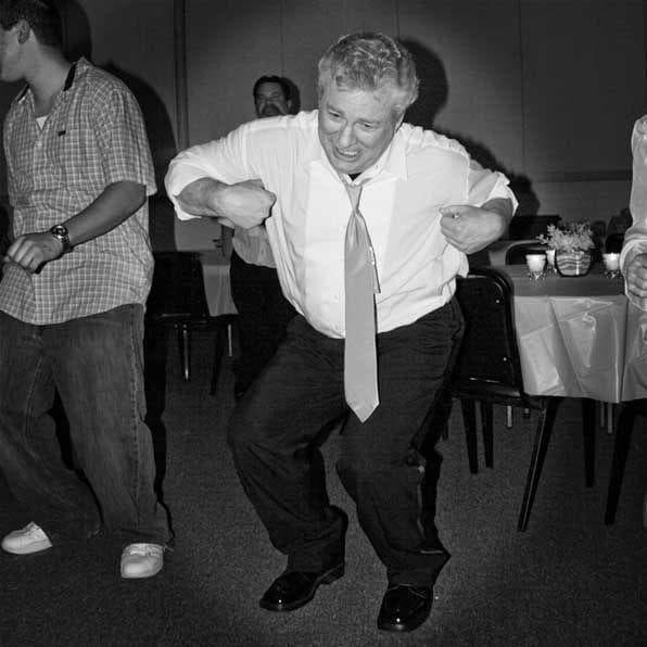 24 Photos That Prove White People Can't Dance