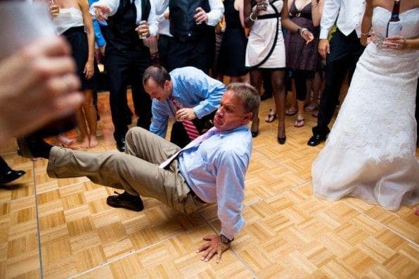 24 Photos That Prove White People Can't Dance