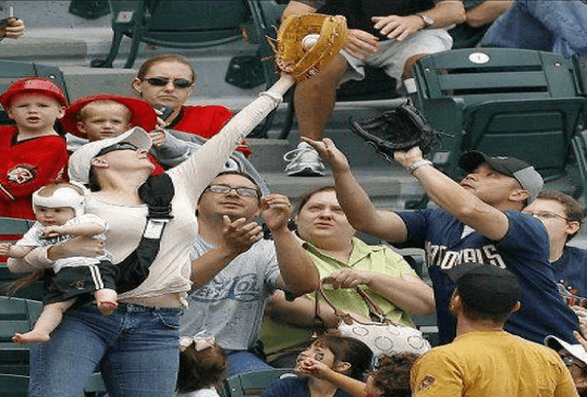 The 25 Funniest MLB Fan Photos Ever