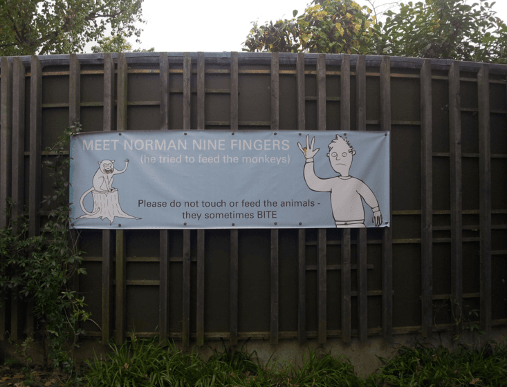 19 Funny Zoo Signs That Will Leave You Scratching Your Head