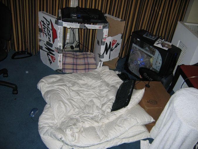 The Worst Gaming Setups and Battle Stations You'll Ever See