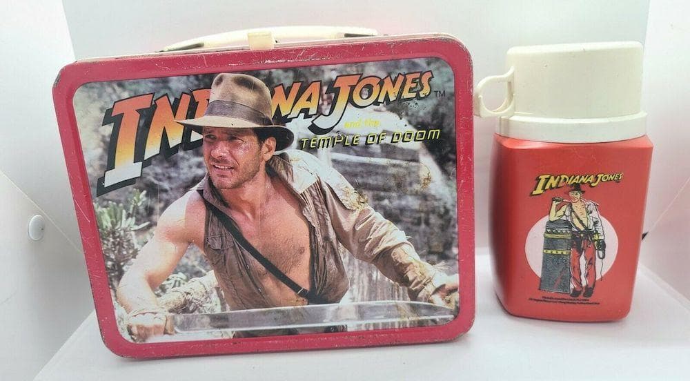 25 Awesome Vintage Movie Lunch Boxes That'll Take You Back