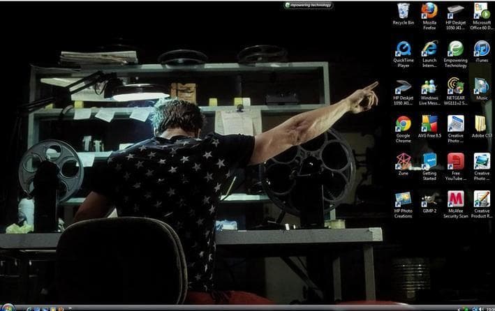 The 23 Funniest Desktop Wallpapers on the Internet