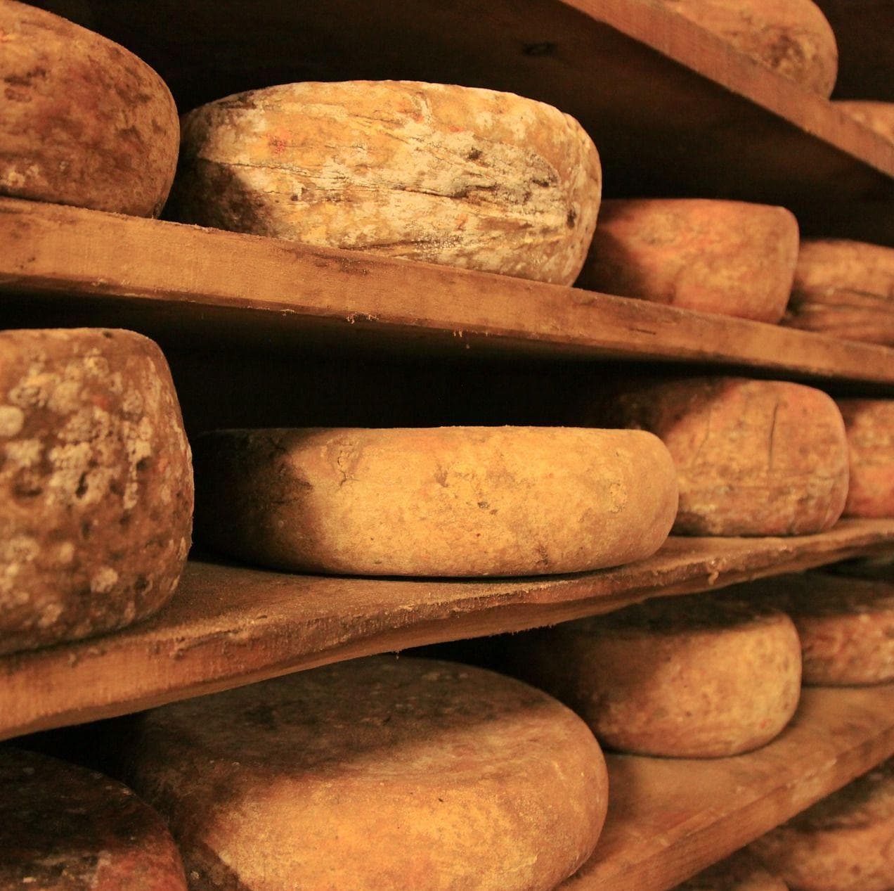 Crazy Urban Legends About Pregnancy and Pregnant Women