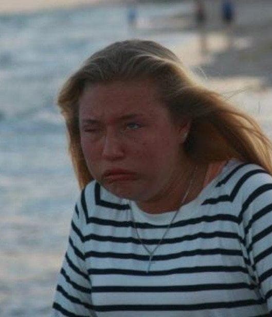 The Funniest Caught Mid-Sneeze Photos Taken At the Perfect Time