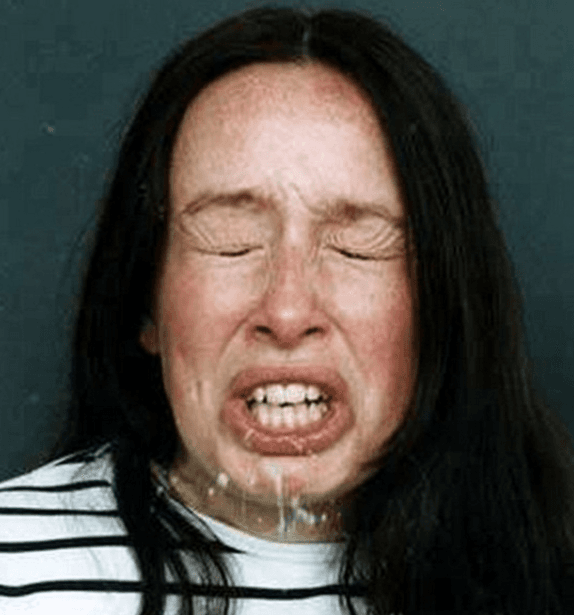 The Funniest Caught Mid-Sneeze Photos Taken At the Perfect Time