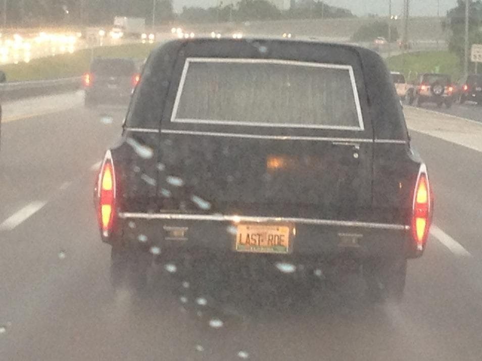 24 Funny Hearses You Wouldn't Be Caught Dead In