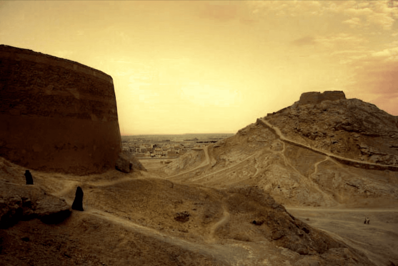 10 Facts on Zoroastrian Funerals, Where They Feed the Dead to Vultur