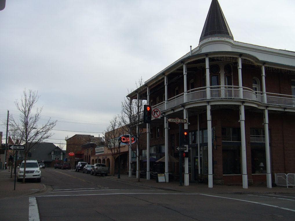 Arizona Urban Legends & Ghost Stories That'll Haunt You