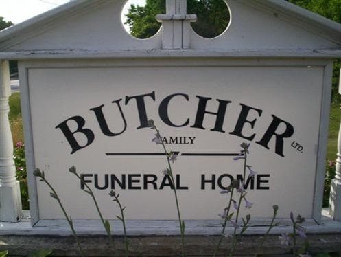22 Morbidly Funny Funeral Home Signs