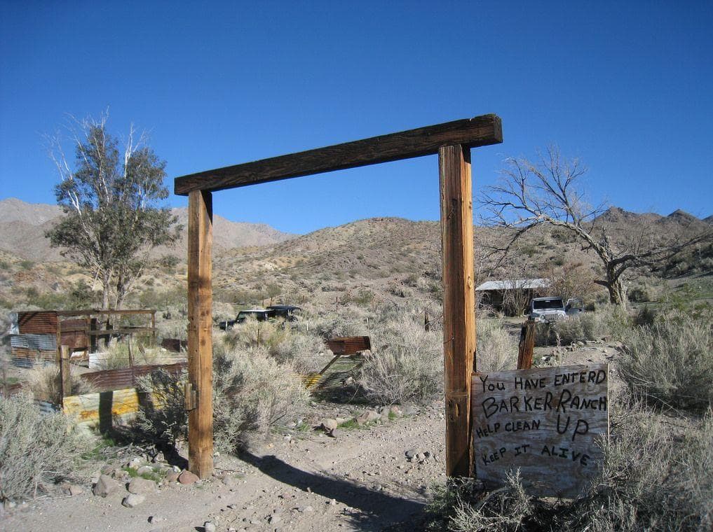 9 Mysterious and Frightening Stories About Death Valley