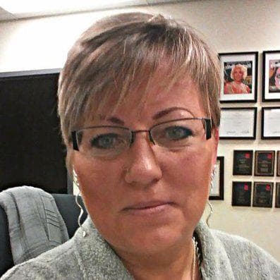 Lesbian Poets | Famous Gay Female Poet List