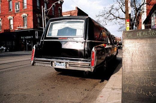 26 Funny Hearse License Plates That Are a Little Too Dark