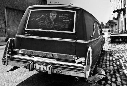 26 Funny Hearse License Plates That Are a Little Too Dark