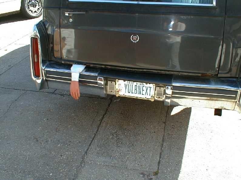 26 Funny Hearse License Plates That Are a Little Too Dark