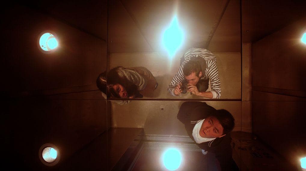 What Happens to Your Body When You're in a Falling Elevator