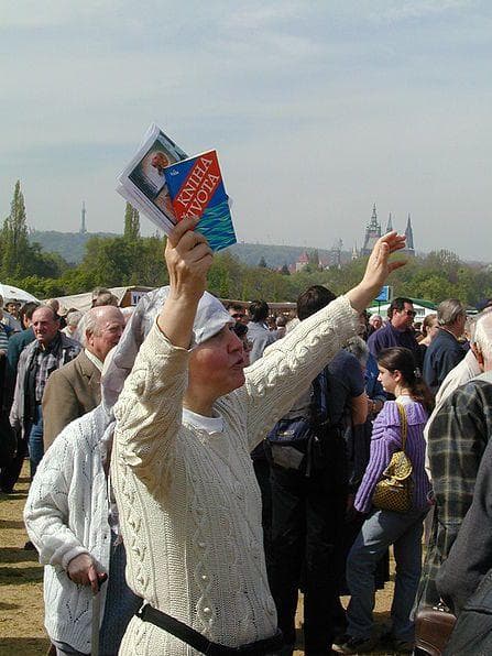 6 Bizarre Fringe Religions from Around the World