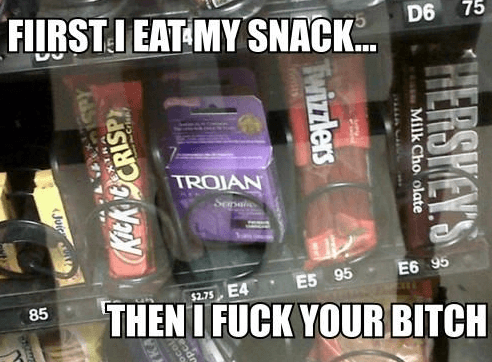 21 Funny Vending Machine Photos You Don't See Everyday
