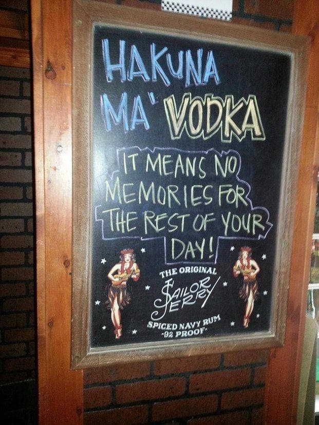 22 Funny Sports Bar Signs You'll Appreciate Drunk or Sober