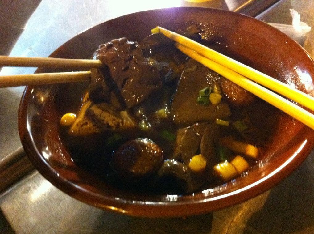 16 Weird Ways People Eat Blood Around the World