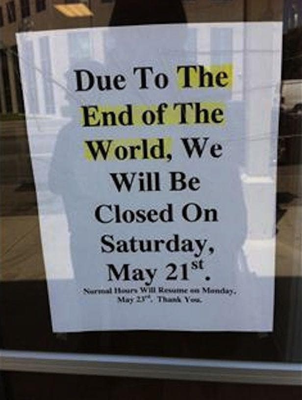 28 Funny "We're Closed" Signs That You Wouldn't Even Be Mad At