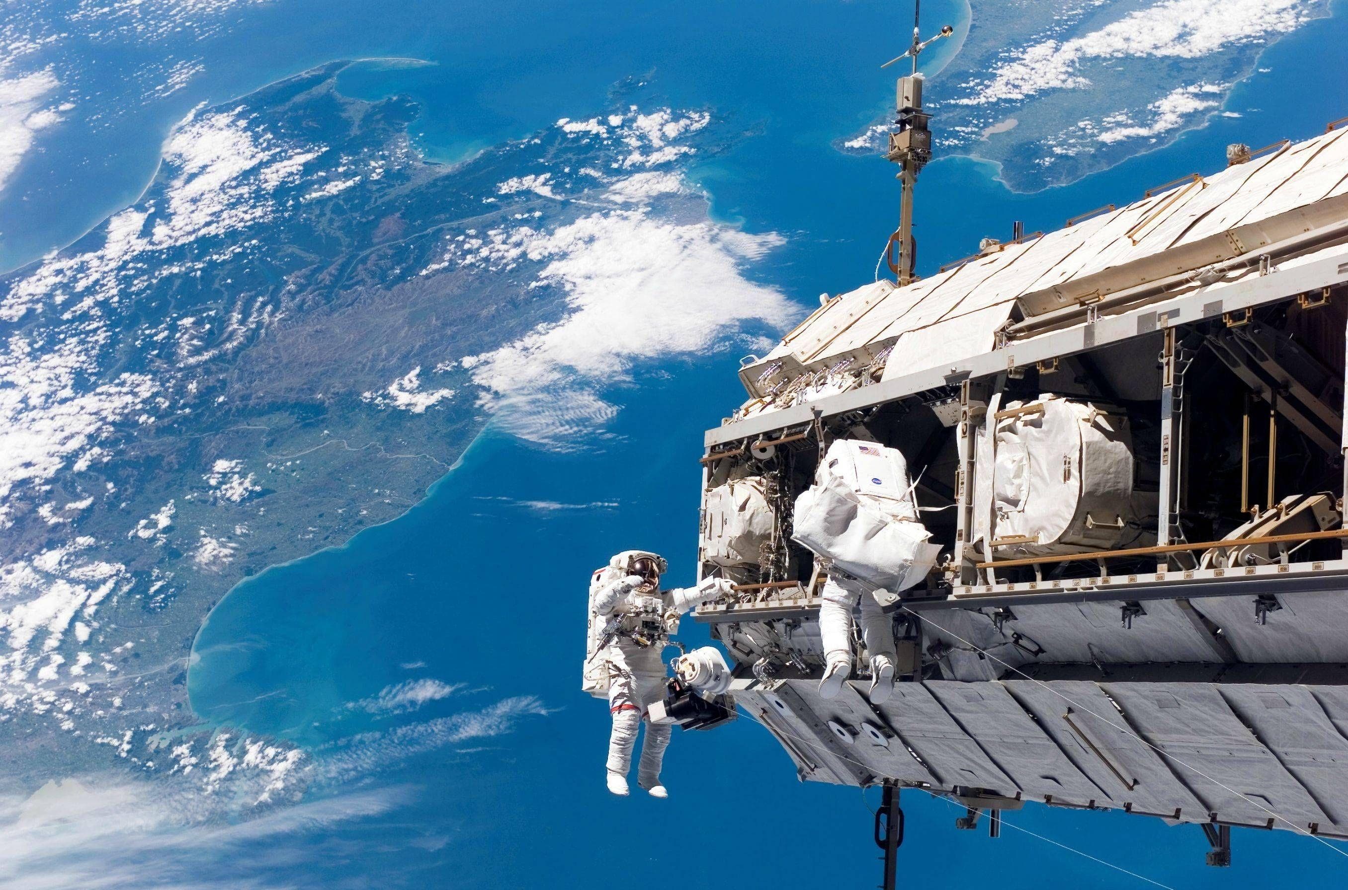 The Best Pictures from the ISS