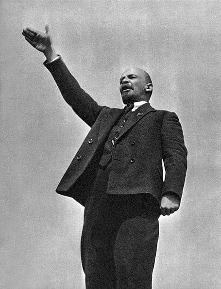 10 Mind-Blowing Facts About the Russian Revolution