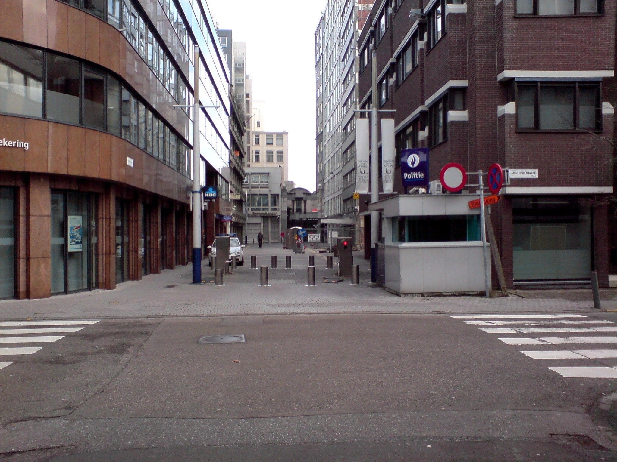 11 Famous Bandits Who Put Bonnie and Clyde to Shame