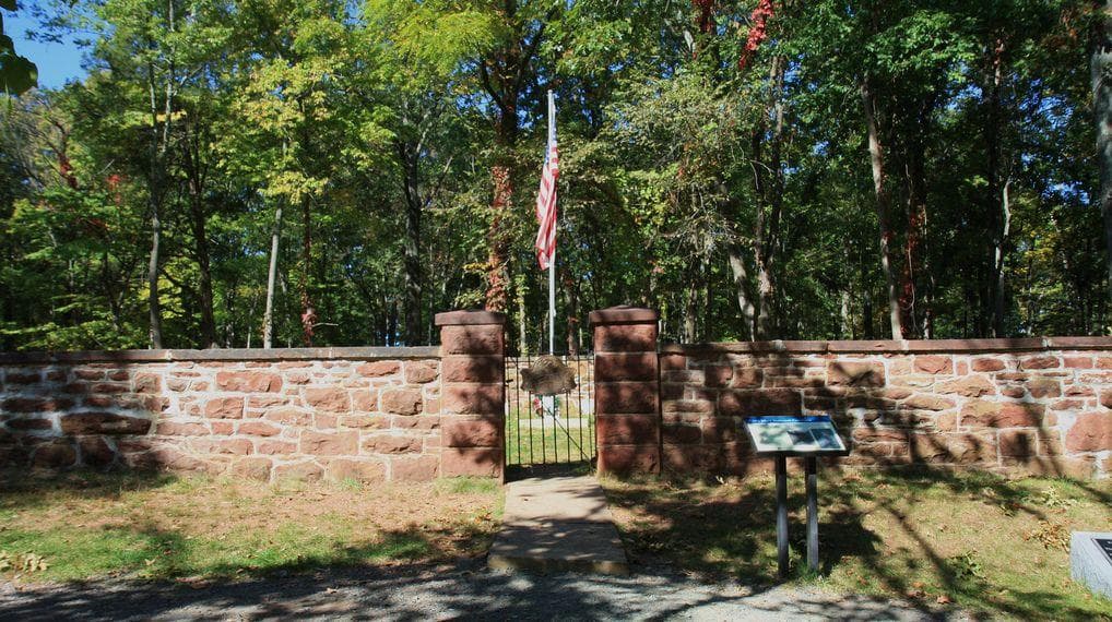 11 Creepy War Cemetery Ghost Stories