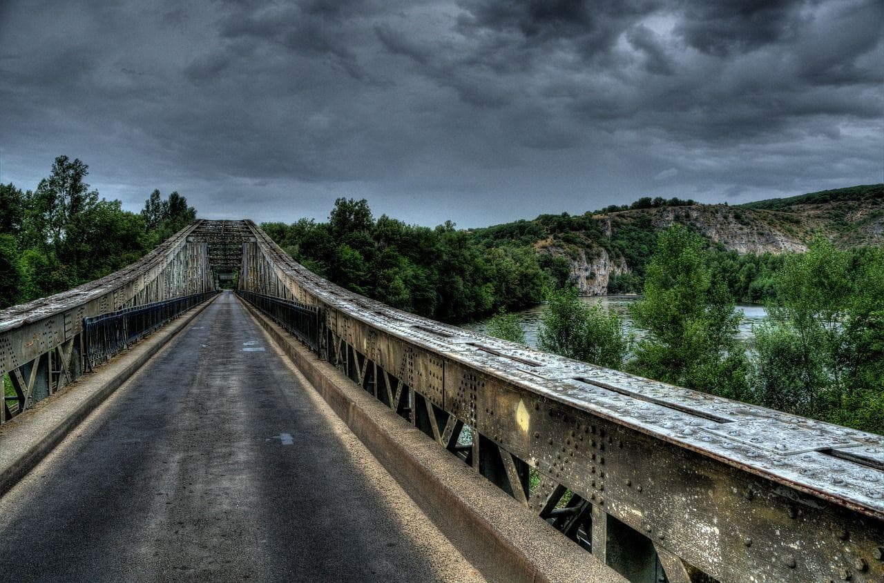 10 Creepy Stories And Urban Legends From Colorado