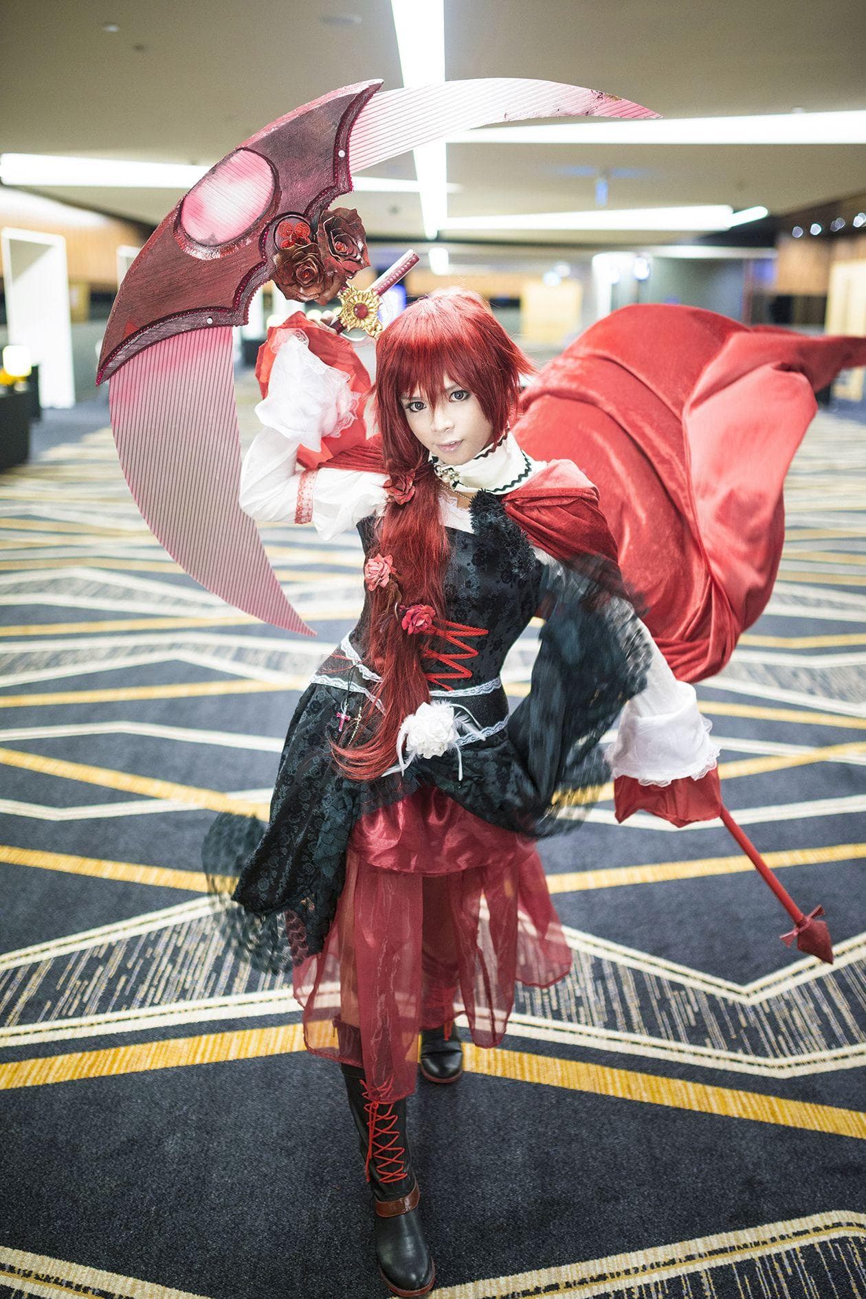 15 Amazing Crossplays of Men in Girls Costumes