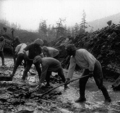The 13 Most Stomach-Churning Things about Soviet Gulags
